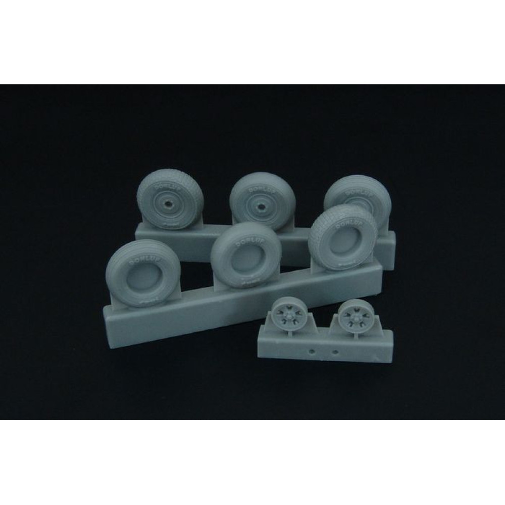Brengun BRL48098 1/48 Spitfire 5 spoke wheels set (3 types of tires ...