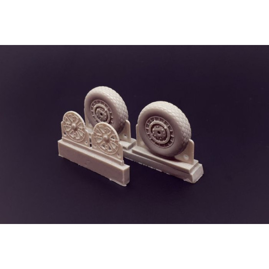 Brengun BRL48117 1/48 F4U Corsair Cross Thread Wheels set resin Model ...