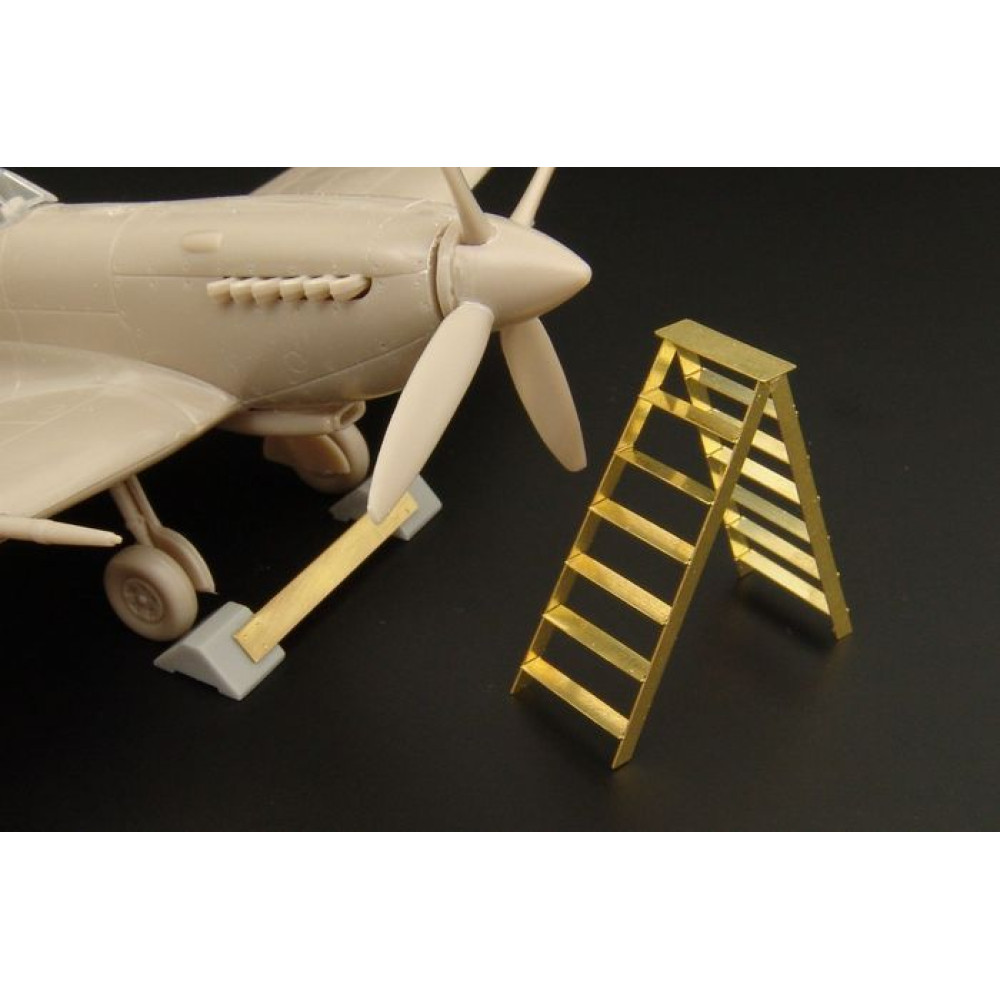 Brengun BRL72043 1/72 British wheel chock ladder accessories for ...