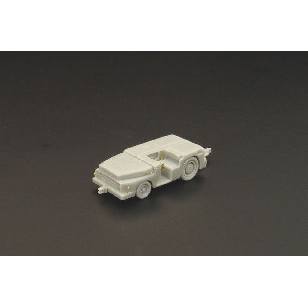 Brengun BRS144025 1/144 MD-3 USN Tow tractor Resin Kit of USN tow ...