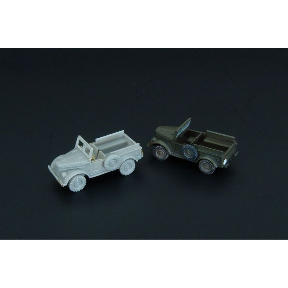 Brengun BRS144036 1/144 GaZ-69 resin kit of soviet light truck Model ...