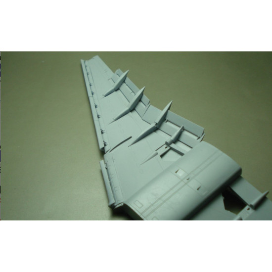 Laci 144040 1/144 Boeing 757-200 Landing Flaps for Zvezda kit