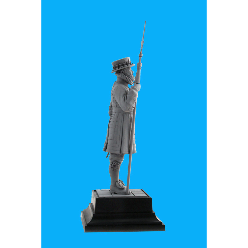 ICM 16006 - Yeoman Warder “beefeater” 1 Figure 1/16 Scale Model Kit 112 ...
