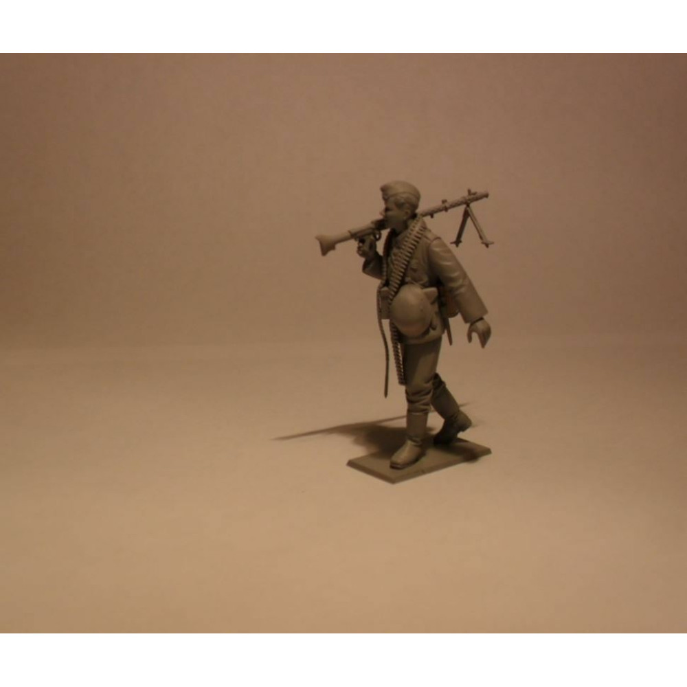 ICM 35639 - 1/35 German Infantry (1939-1942) WWII 4 figures scale model ...