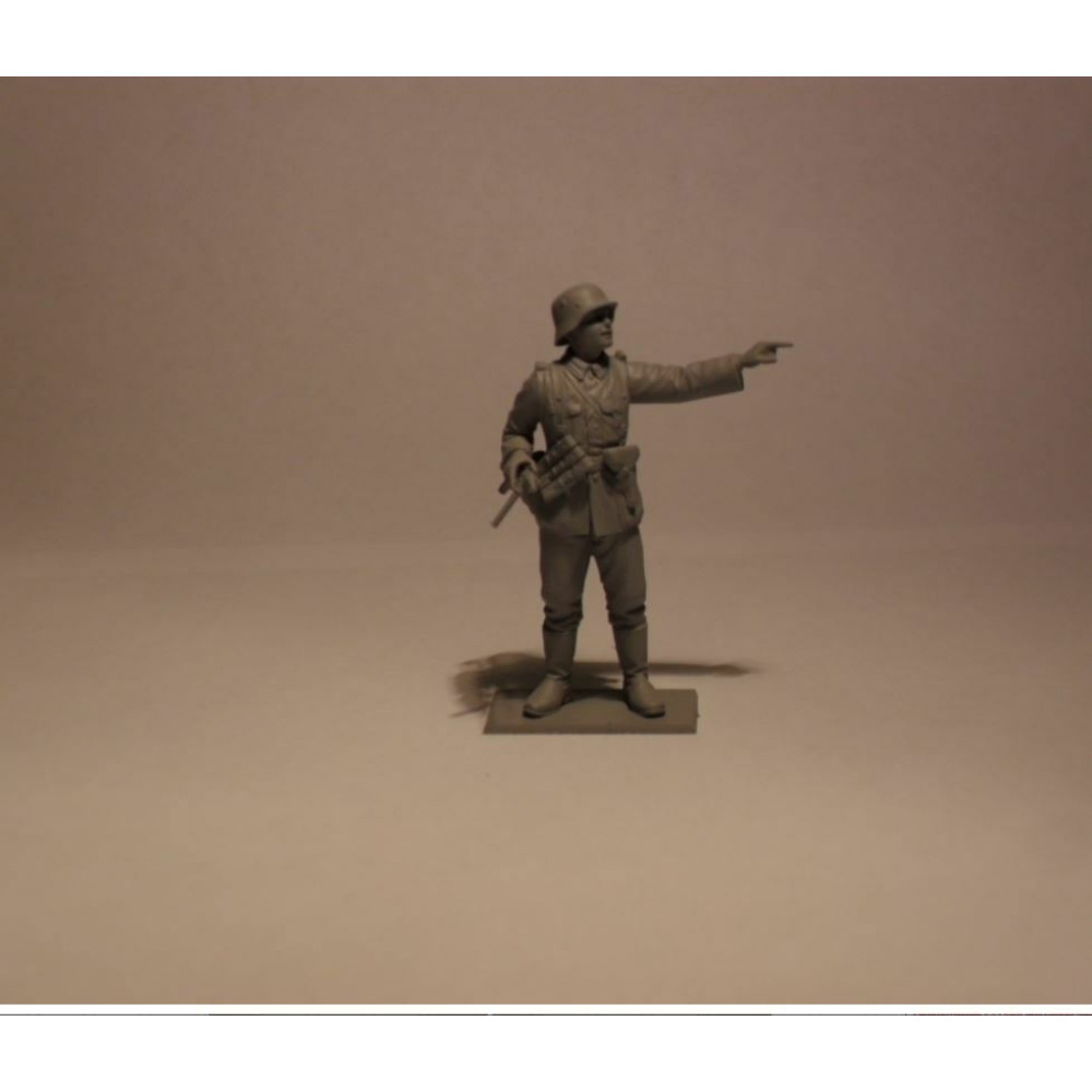 ICM 35639 - 1/35 German Infantry (1939-1942) WWII 4 figures scale model ...