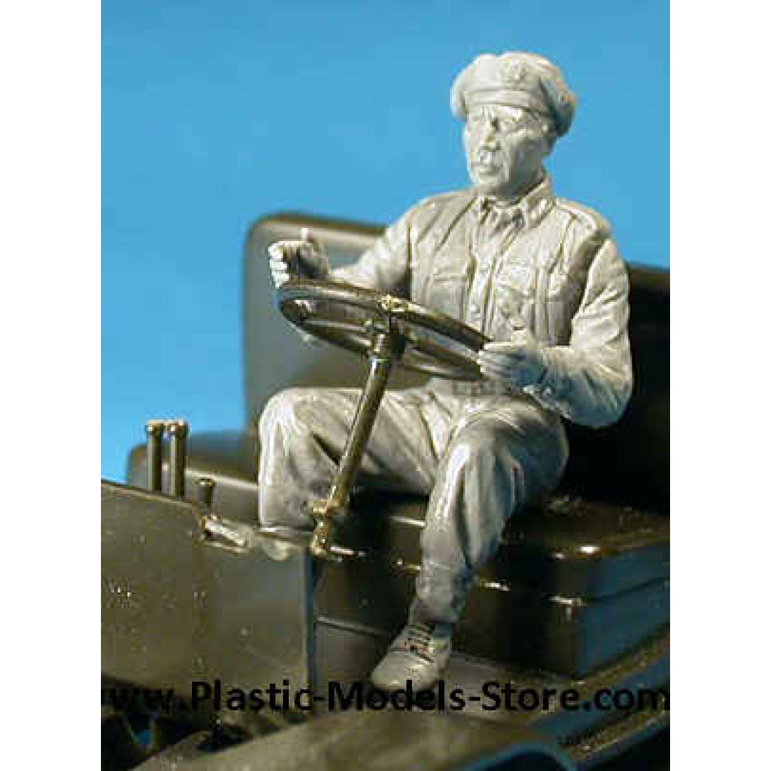 WORLD WAR II DRIVERS 6 FIGURES WWII PLASTIC MODEL KIT SCALE 1/35 ...