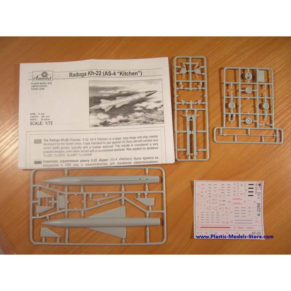 Kh-22 AS-4 "Kitchen" Raduga long-range anti-ship missile 1/72 Amodel ...