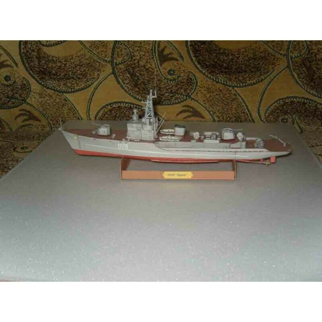 Paper Model Kit Border patrol ship "Kirov" 1/200 Orel 272 Navy, USSR ...