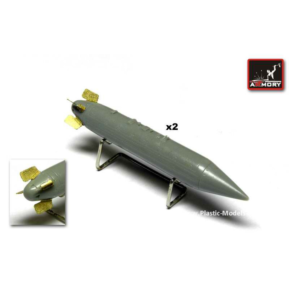 KMGU-2 cluster bomb/dispenser container RESIN 1/72 Armory ACA7208 Model ...