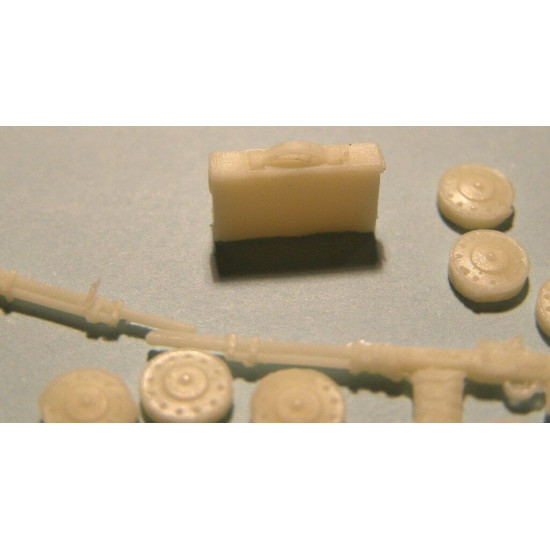 Dnepro Model DM3542 - 1/35, Soviet DT-29 Tank Machine Gun WWII, scale ...