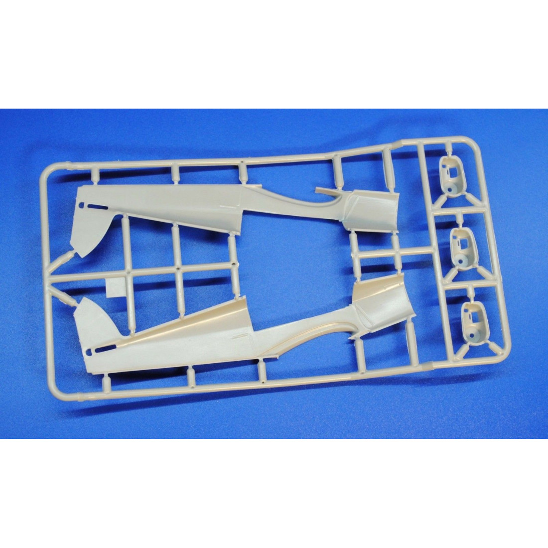 Dora Wings DW 48006 Percival Proctor Mk.III plastic model kit, scale 1/ ...