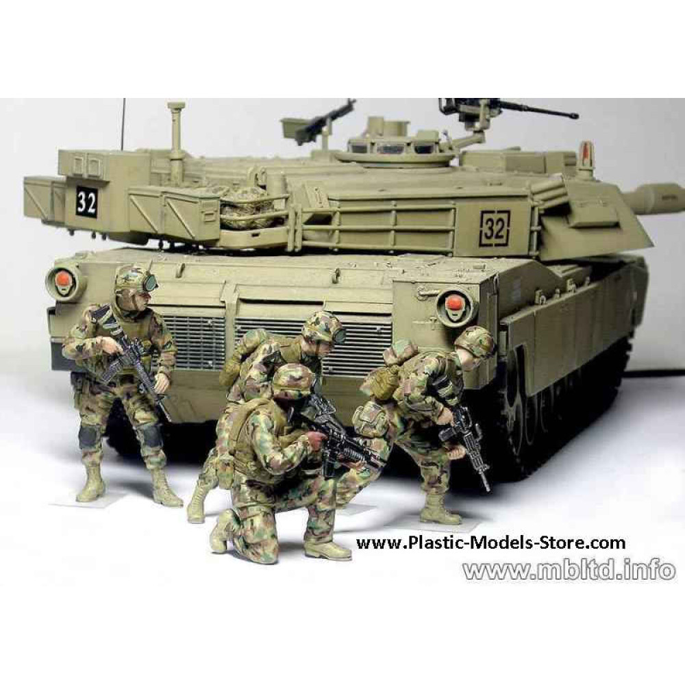 Iraq. Kit #1 US Troops 4 figures 1/35 Master Box 3575 Model Kit Figures ...