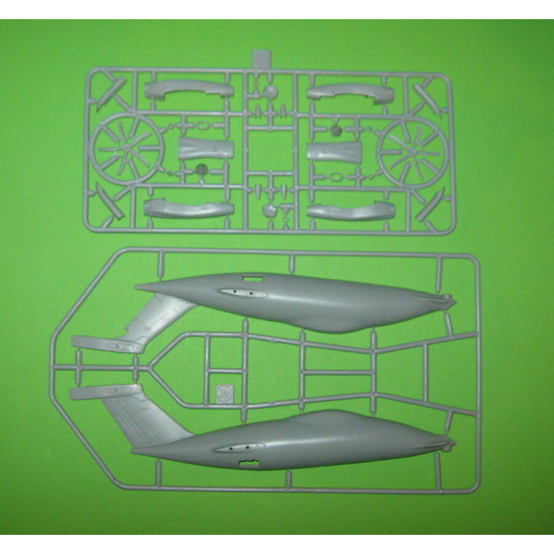 A&A Models AA7206 - 1/72 - P1.HH Hammerhead (Concept) UAV Model Kit ...
