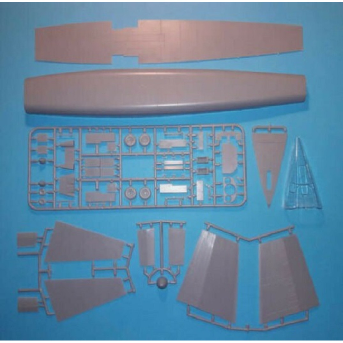 AMP 72-014 - 1/72 - "Silbervogel" Third Reich sub-orbital bomber scale ...