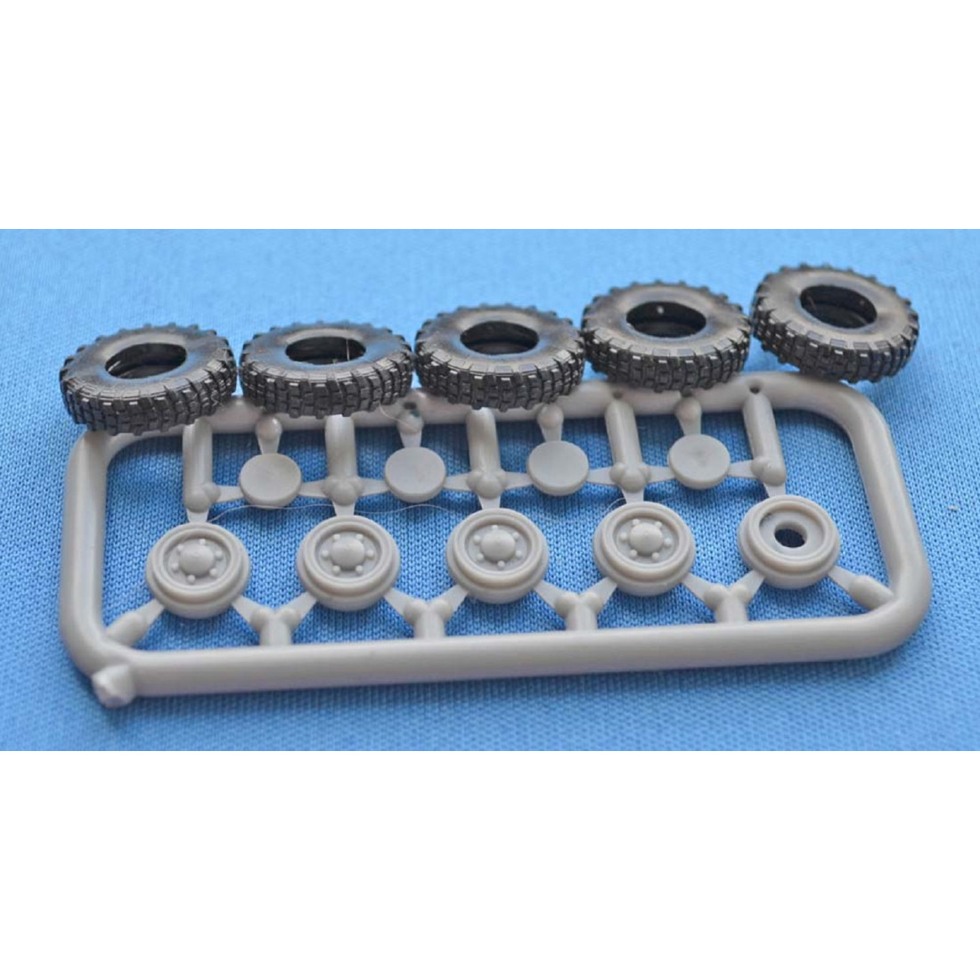 ACE 72455 - 1/72 - AML-60 Mortar Carrier (4x4) scale plastic model kit ...