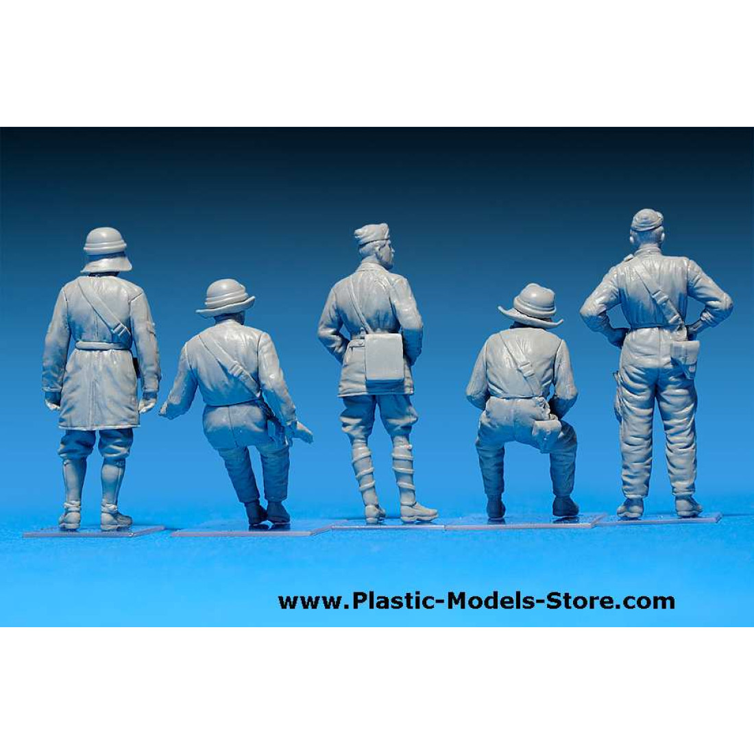 Italian tank crew 5 fig. WWII 1/35 Miniart 35093 Model Kit Figures ...
