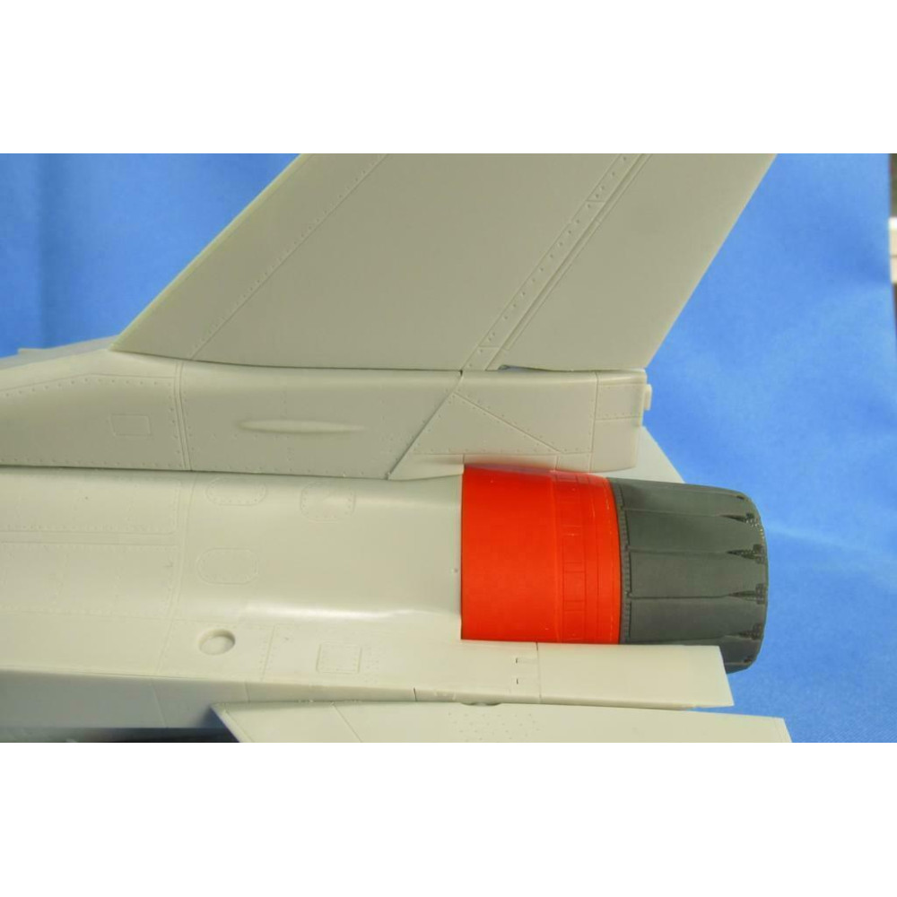 Metallic Details MDR4860 - 1/48 F-16 F100 Engine Afterburner Nozzle Set ...
