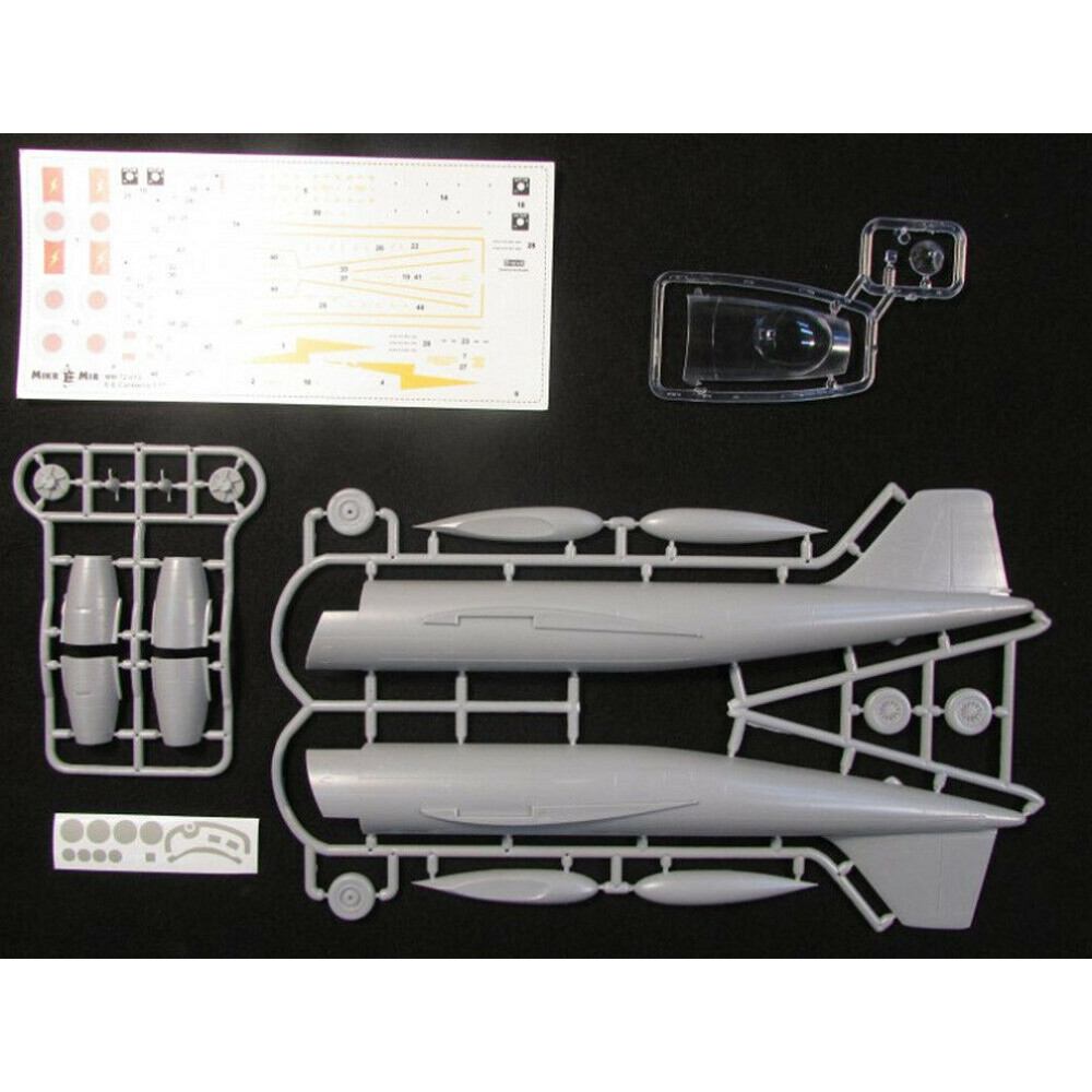 Mikro Mir 72-013 - 1/72 English Electric Canberra T.17 scale model kit ...