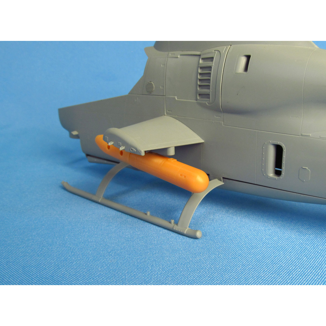 Metallic Details MDR3212 - 1/32 M18 gun pod with M134 Minigun scale ...