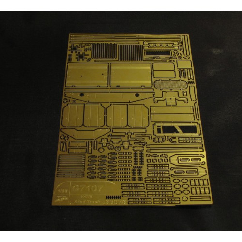 UMT 696 - 1/72 Red Army Anti-aircraft armored train of the Second World ...