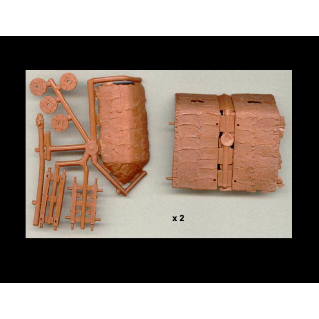 Red Box 72002 - 1/72 - Roman Vinea & Ram 48 Figures Plastic Model Kit ...