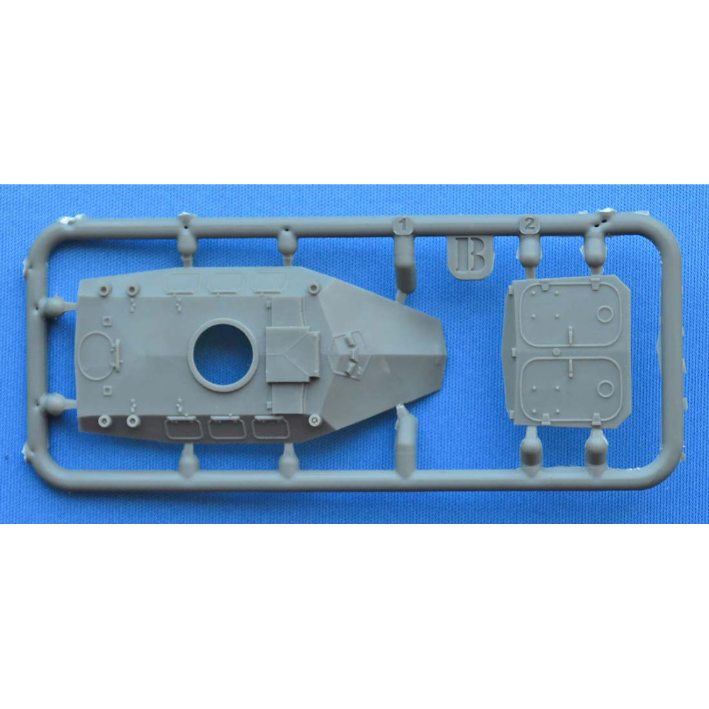 ACE 72463 - 1/72 - French M3 wheeled Armoured Personnel Carrier (4x4)