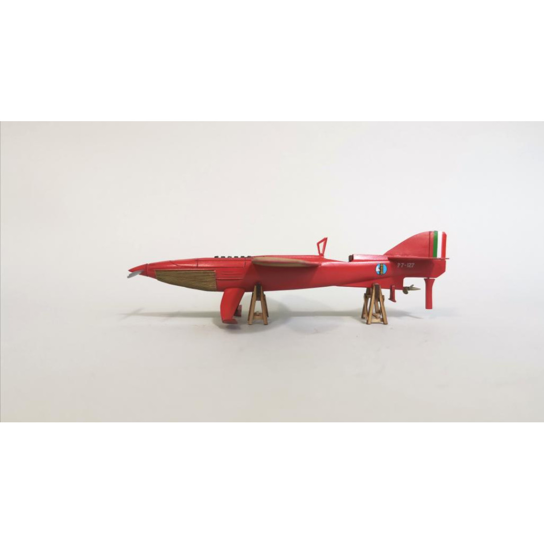 SBS 7025 1/72 Piaggio PC 7 Pegna Resin model kit Military aircraft