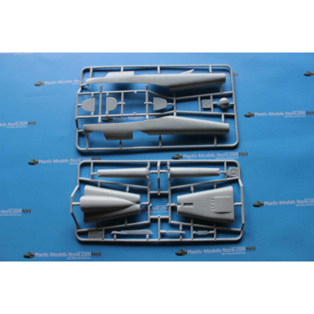 IL-40 "Brawny" Soviet jet-engined armored aircraft, 2nd ptototype 1/72 ...