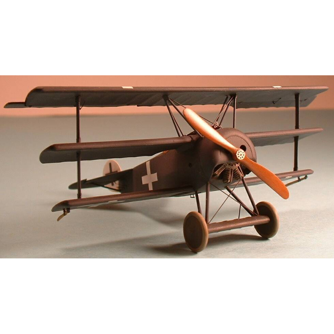 Roden 010 1/72 Fokker Dr. I Plastic model German airplane WWI Triplane