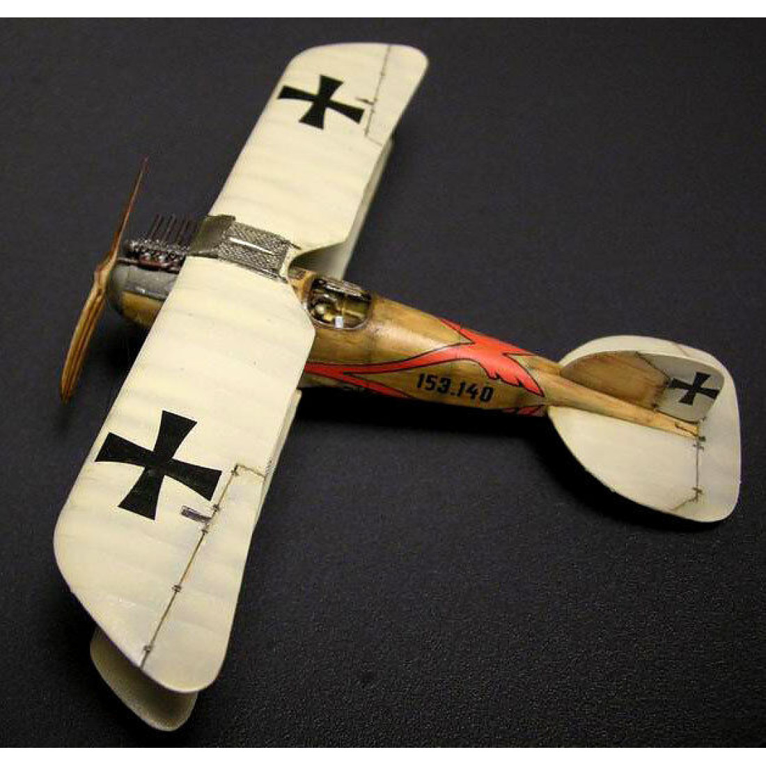 Roden 028 1/72 Albatros W4 Early 1916 WWI Plastic model German biplane