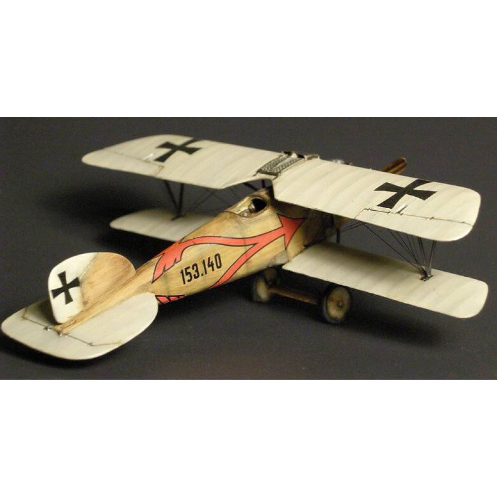 Roden 028 1/72 Albatros W4 Early 1916 WWI Plastic model German biplane