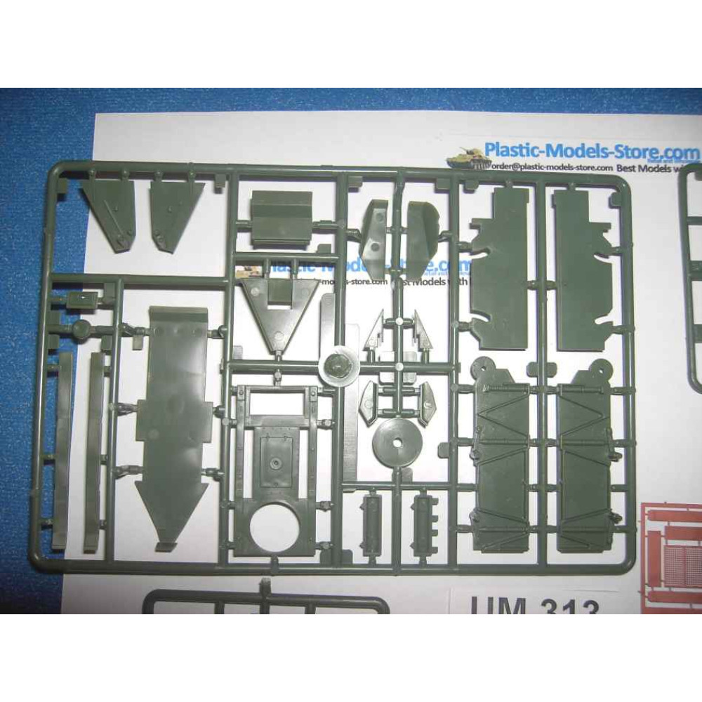 RBT-5 Soviet Wheel-Track Tank Rocket launcher WWII 1/72 UM 313 Model ...