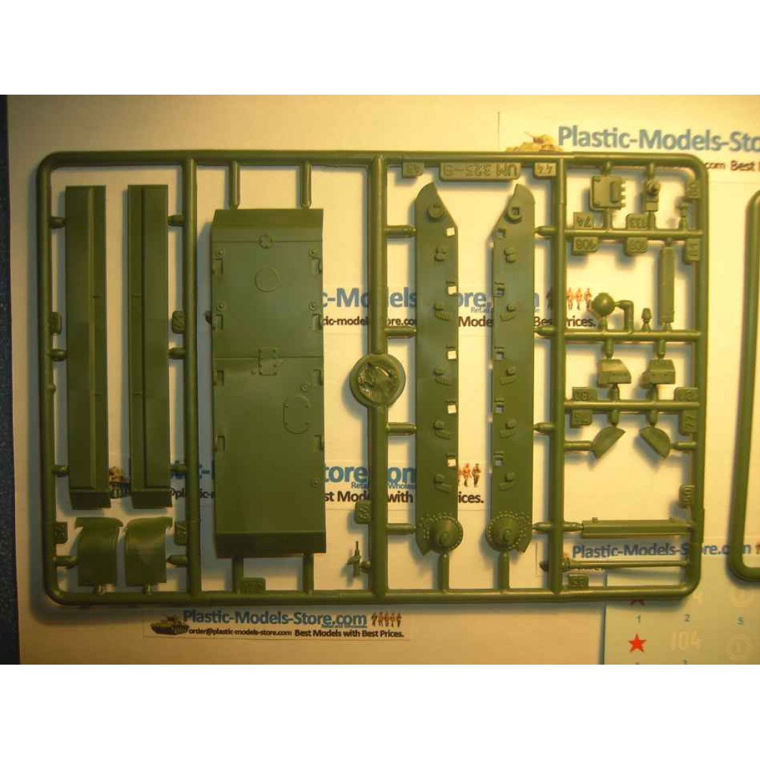 T34/76 M.1942 w/Formed Turret Red Army WWII 1/72 UM 330 Model Kit Armor ...