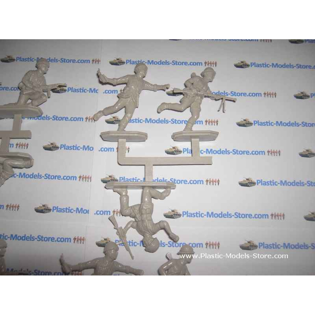 Folgore Division Infantry 1942 WWII 1/32 Waterloo 1815 AP012 Model Kit ...