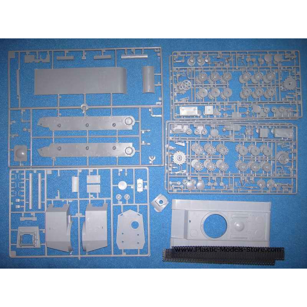 KV-2 (early mod) Russian heavy tank WWII 1/35 Ark Models 35022 Model ...