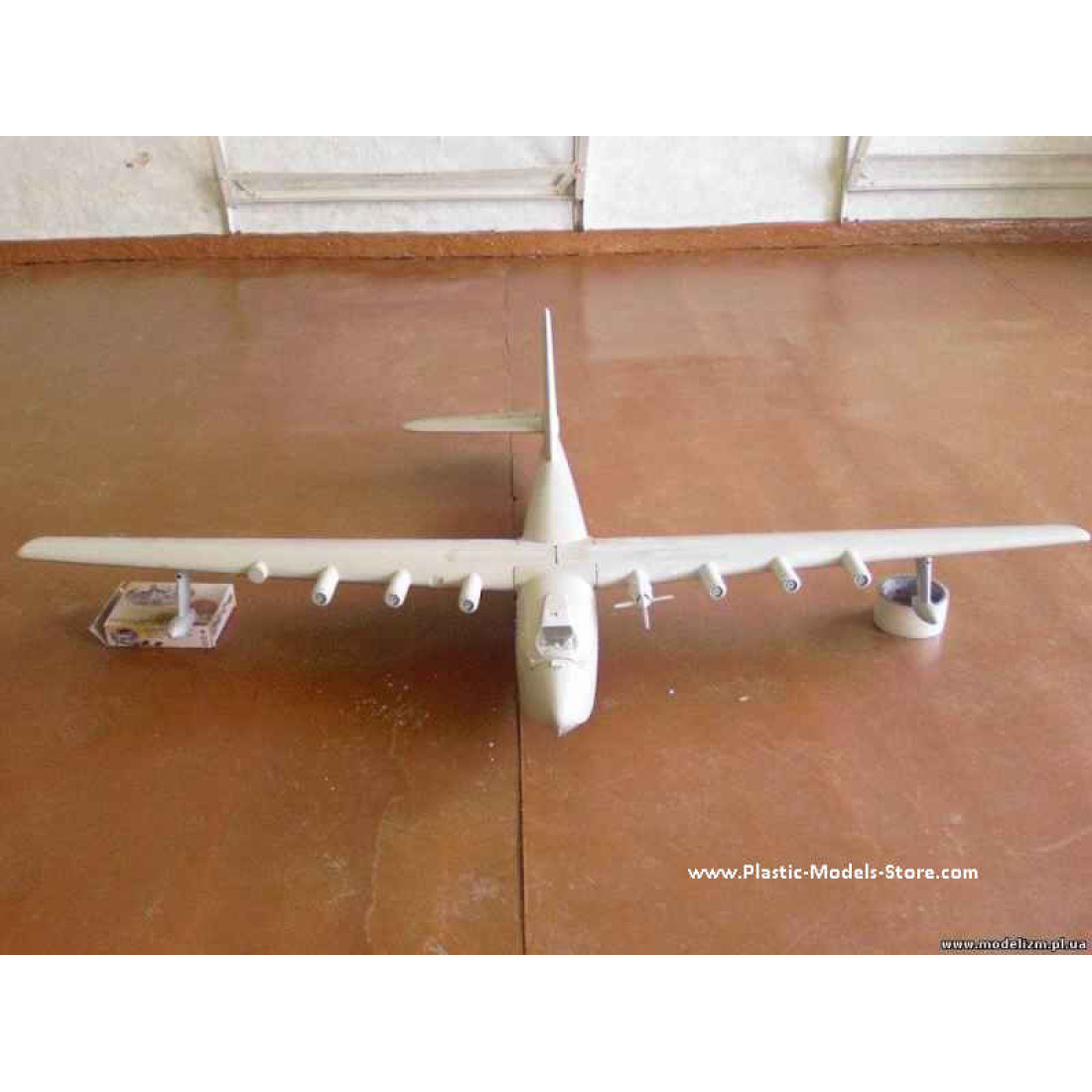 FREE SHIPPING! H-4 Hughes Hercules Spruce Goose 1/72 Amodel 72029 Model ...