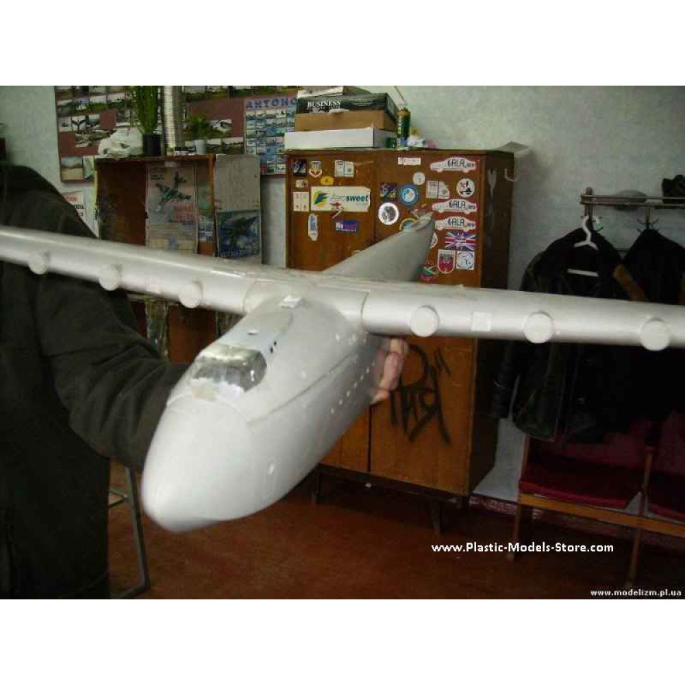 FREE SHIPPING! H-4 Hughes Hercules Spruce Goose 1/72 Amodel 72029 Model ...